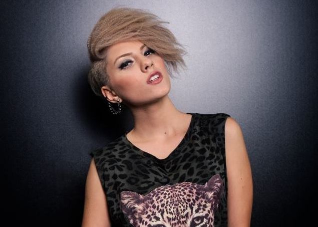 Ioana Anuta a lansat single-ul de debut! Finalista X Factor a colaborat ...