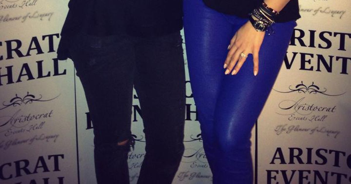 Uite ce bine arata Andra impreuna cu nasa lui David la aniversarea ...