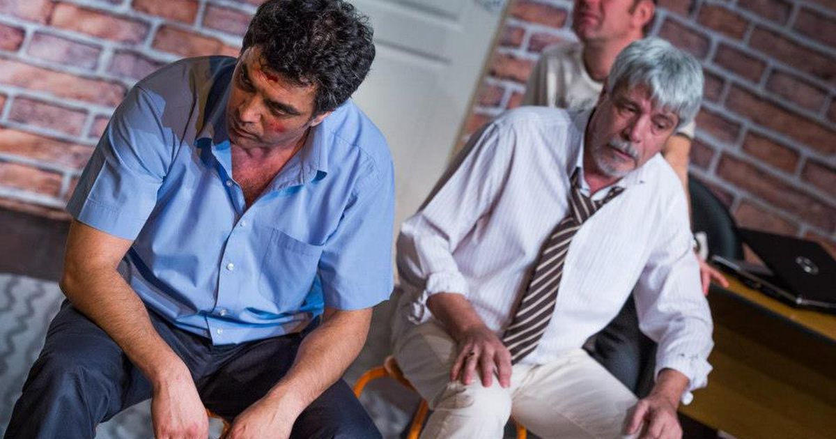 "State de Romania": "M-am lasat de fumat din cauza bolii si uite, m-am ...