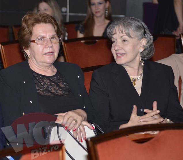 Va amintiti de Mona Musca? La sase ani de cand s-a retras din viata ...