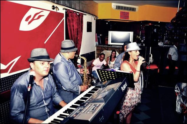 S-a reunit formatia Genius! Iti placeau la finalul anilor '90? Stai sa ...