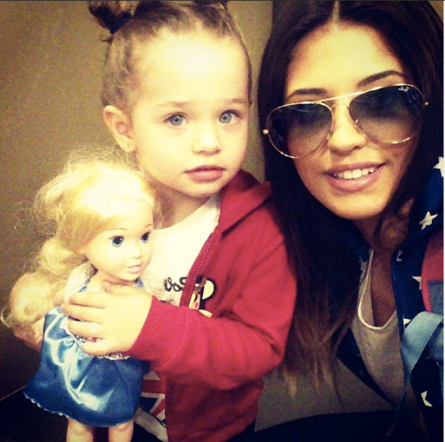 Antonia este fericita de Ziua Copilului! Vezi imaginea emotionanta cu ...