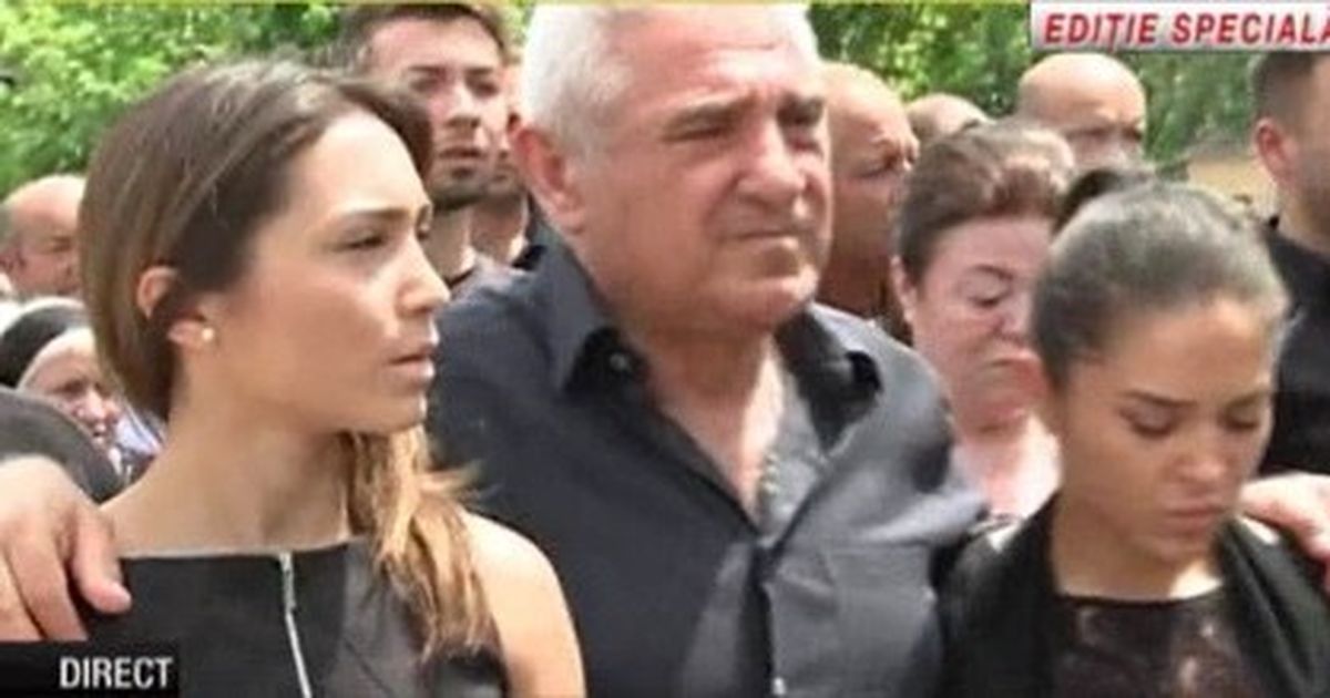 VIDEO Jale mare in Pipera! Fratii Becali si-au inmormantat mama! - WOWBiz