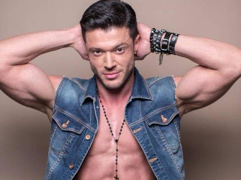 Cristea, despre Victor Slav: "El traieste in lumea lui roz si senina de ...