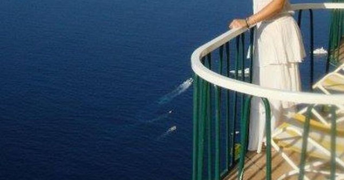 Unde se reface Gina Pisol dupa despartirea de Alin Cocos! Blonda a ales ...