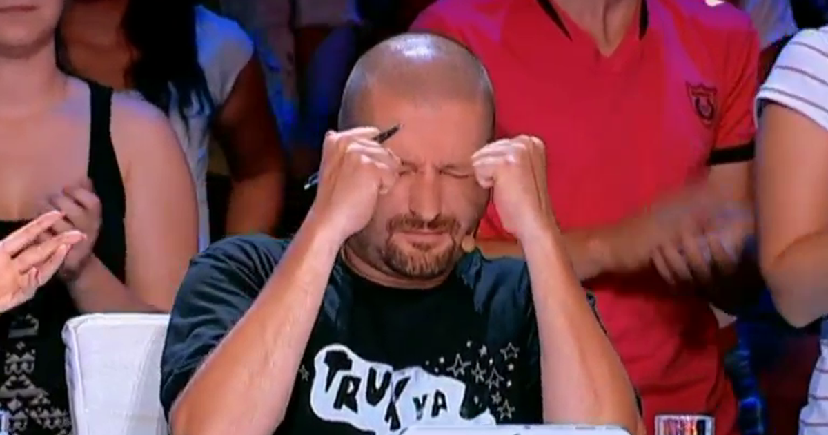 David Guetta si-ar baga degetele in urechi! Asta nu e cantat, asta e ...