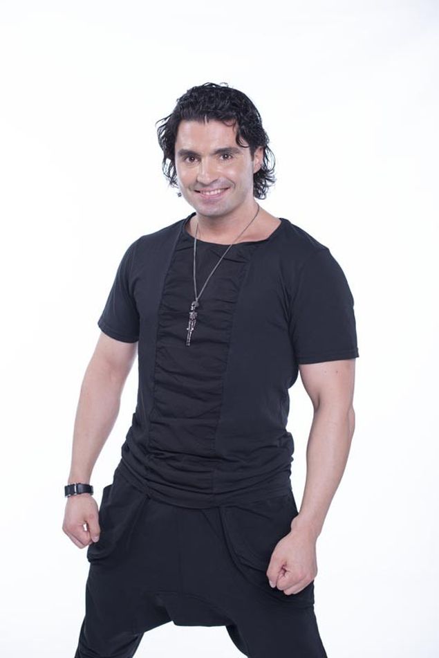 Pepe a lansat o noua piesa! Asculta aici "Ce fata" - Iti place? - WOWBiz