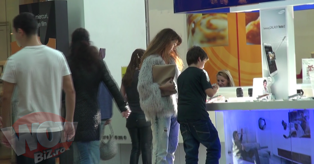 Stiri despre Vedete și Showbiz:: Știri Mondene despre toate personajele ...