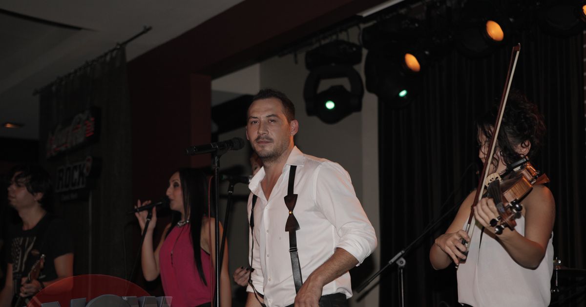 Surpriza de proportii la concertul lui Stefan Stan. Vezi aici ce ...