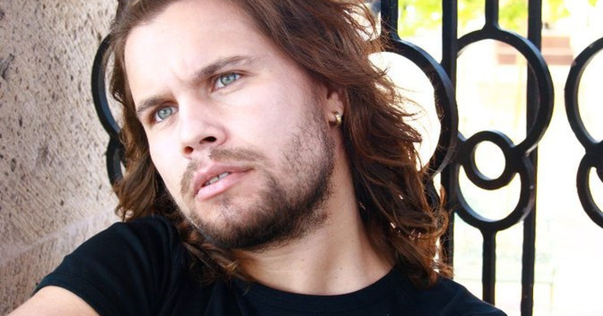 Ti-l mai aduci aminte pe Radu de la Bosquito? Uite cum arata in prezent ...