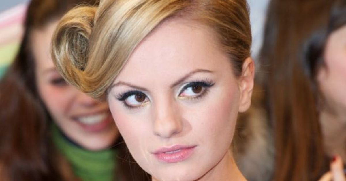 Fanii au ramas socati! Vezi imaginea in care Alexandra Stan seamana ...