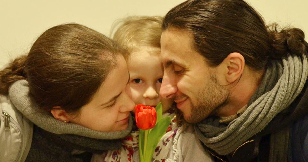 L-ai admirat la “Vocea Romaniei”, acum afla-i povestea de iubire ...