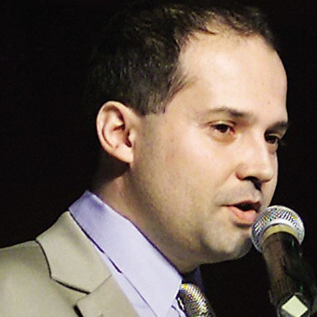 FOTO! Radu Banciu cu par! Vezi cum arata omul de televiziune pe vremea ...