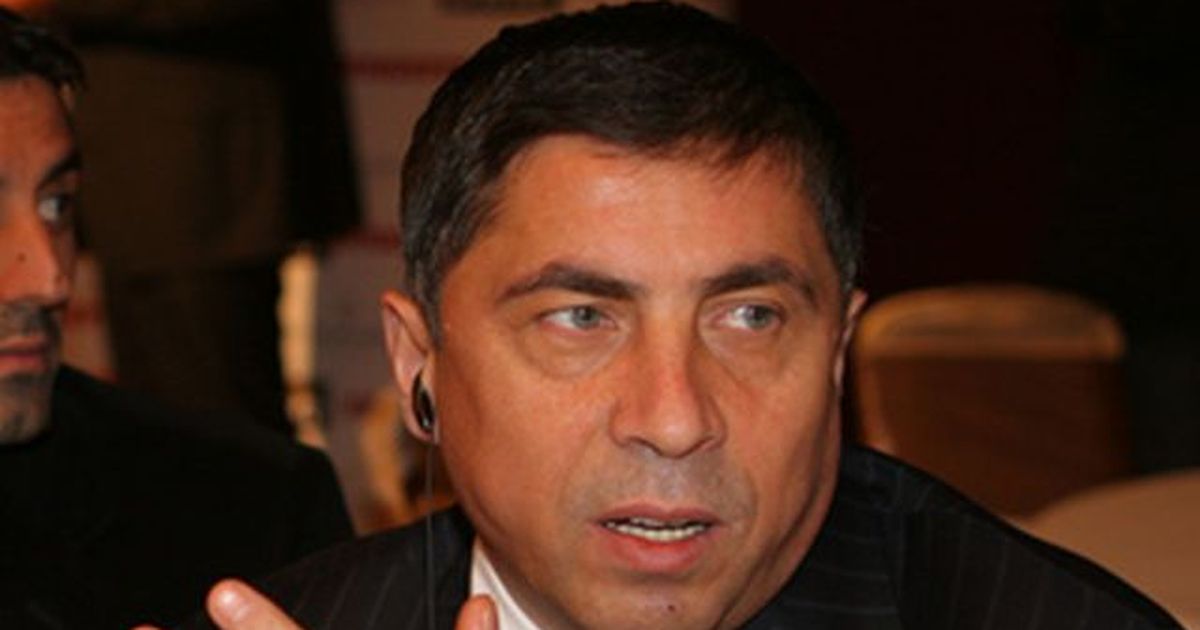 Milionarul Vasile Turcu investeste o multime de bani in ceasuri foarte ...