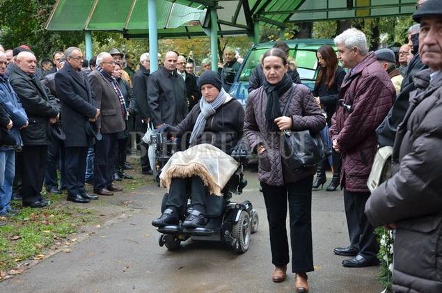 FOTO! Uite cum arata sora lui Mihaita Nesu, singurul sprijin pe care-l ...