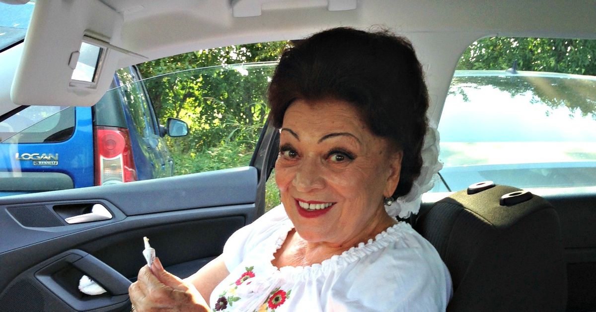 Maria Ciobanu nu s-a nascut cu numele asta! Marea cantareata de muzica ...