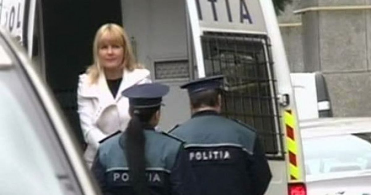 Elena Udrea, aparitie noua in fata procurorilor! Vezi ce spune Iulia Albu despre tinuta din ...