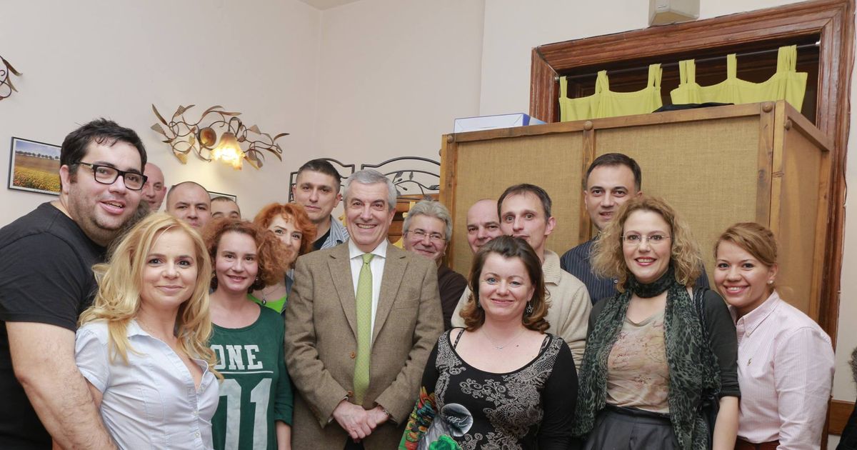 FOTO! Raluca Moianu si Calin Popescu Tariceanu s-au intalnit ca niste ...