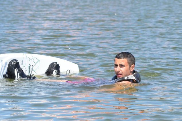 FOTO | Ce se mai distra Alin Cocos pe lacul Snagov! Baiatul de bani ...