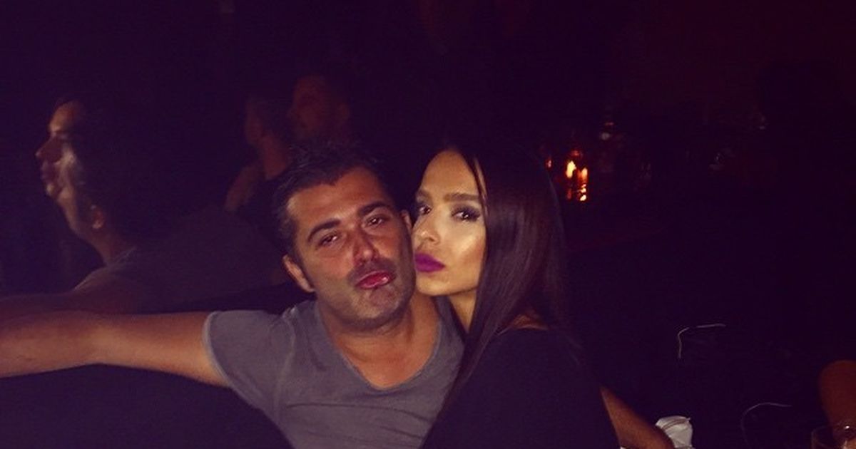 Ce barbat galant este Alex Erbasu! Vezi ce cadou i-a facut iubitei ...