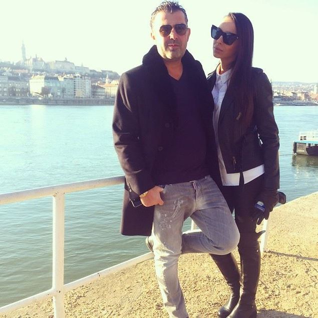 Ce barbat galant este Alex Erbasu! Vezi ce cadou i-a facut iubitei ...