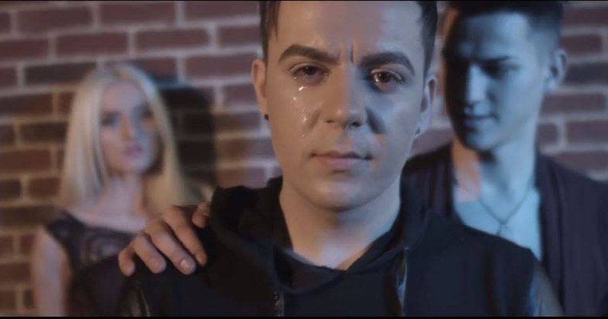 Keky are probleme! A luat bani de la camatari si i-a jucat la ruleta ...