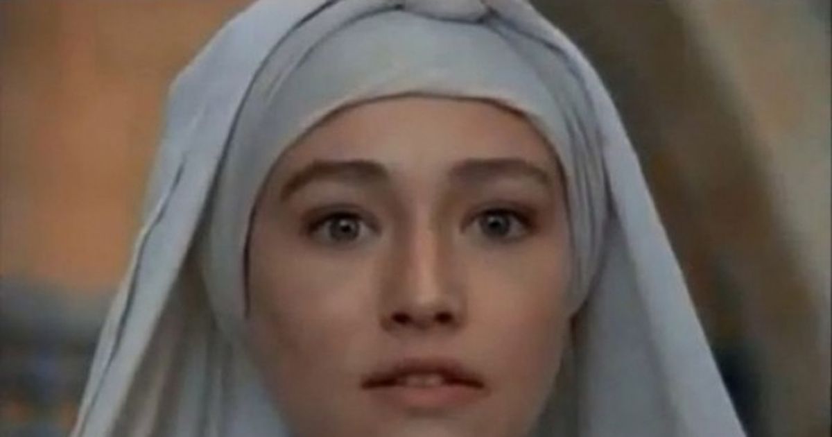 Cum arata acum actrita care a jucat rolul Fecioarei Maria in filmul ...