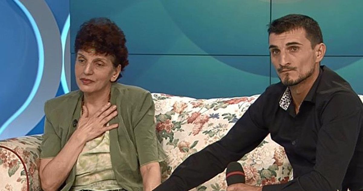 Zugravul tenor si mama lui au inceput sa planga! Un medic oftalmolog s ...
