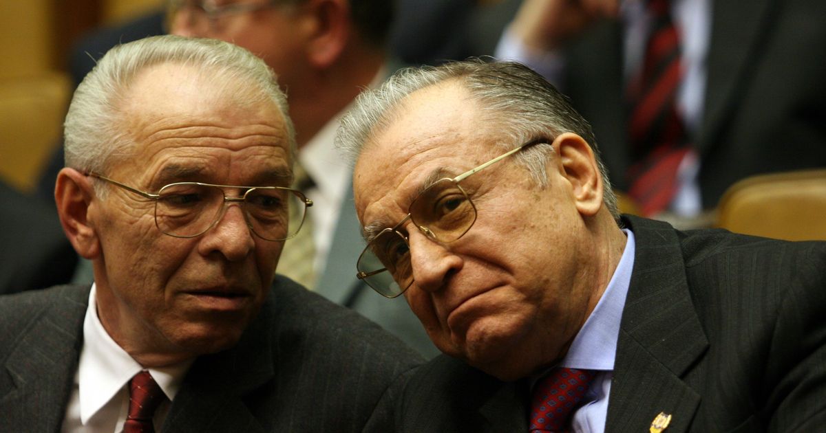 EXCLUSIV! Averea fabuloasa a lui Nicolae Vacaroiu! A fost premier si ...