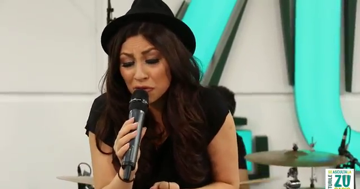 Andra e vocea numaru' 1 din Romania! Asculta aici cum canta LIVE "Lume ...