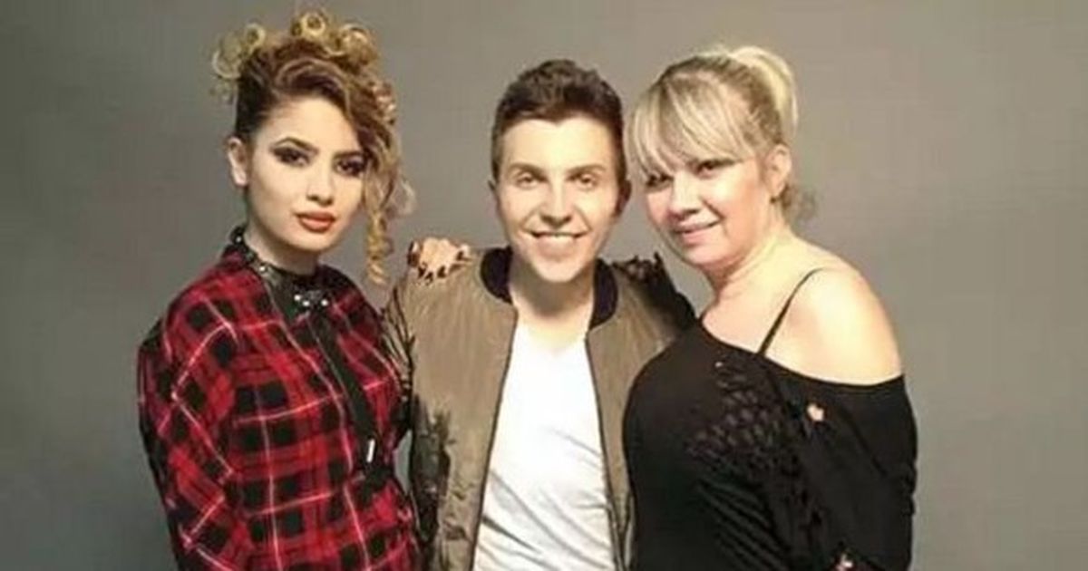 FOTO! Ce frumoasa s-a facut fata Catincai Roman! Calina a debutat in ...