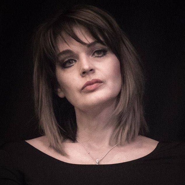 Manuela Harabor e alaturi de familia Bodnariu! Crede ca in spatele ...