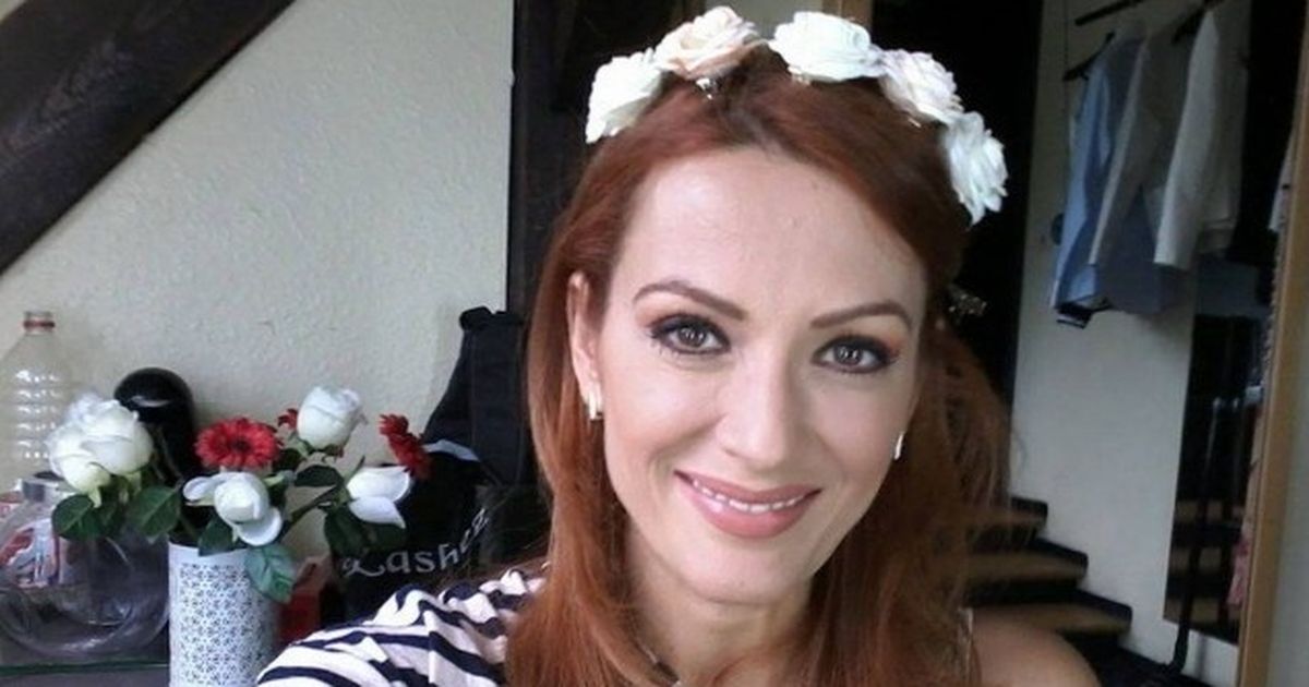 FOTO WOW! Anca Turcasiu arata senzational, in costum de baie, la 45 de ...