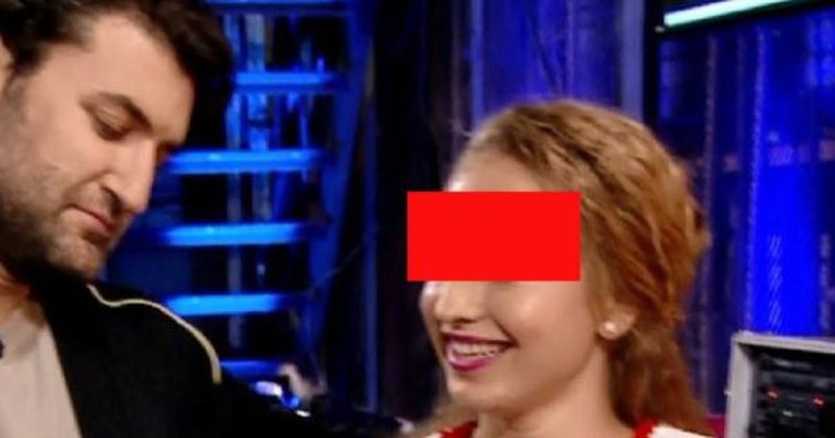 Bartos i-a gasit sotie lui Smiley! Doamne! Daca vezi ce sprancene are ...