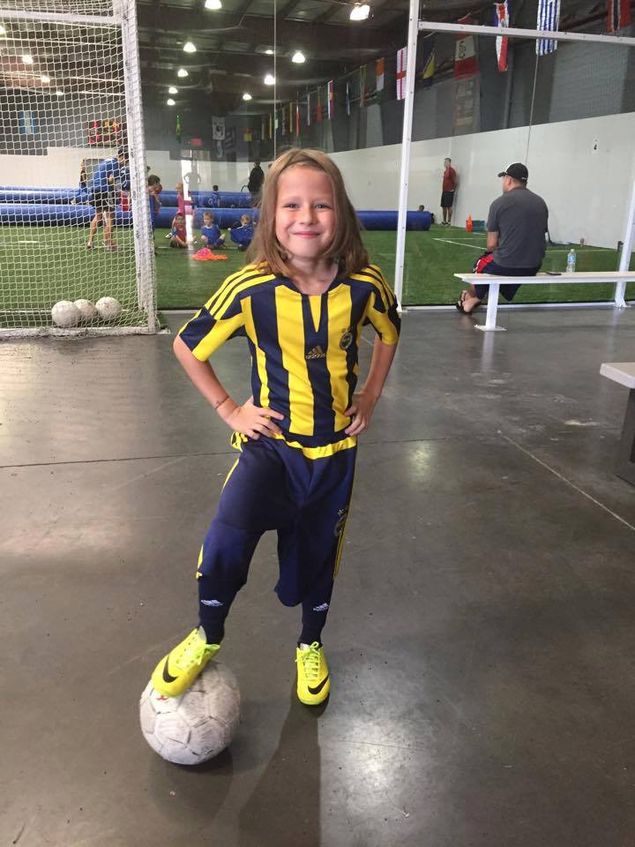 Vai, ce simpatic! Uite cat de mare s-a facut "Bebe", fiul Anamariei ...