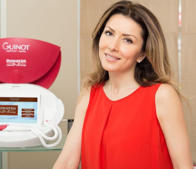 Carmen Bruma are un ten mai tanar cu cinci ani printr-un tratament cu ...