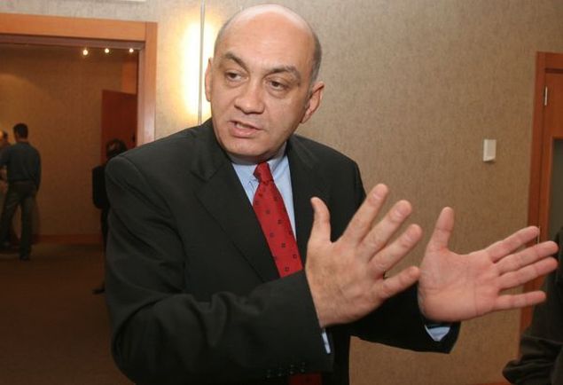 Ce fite de milionari! Cum s-a enervat Janine pentru faptul ca Peter ...