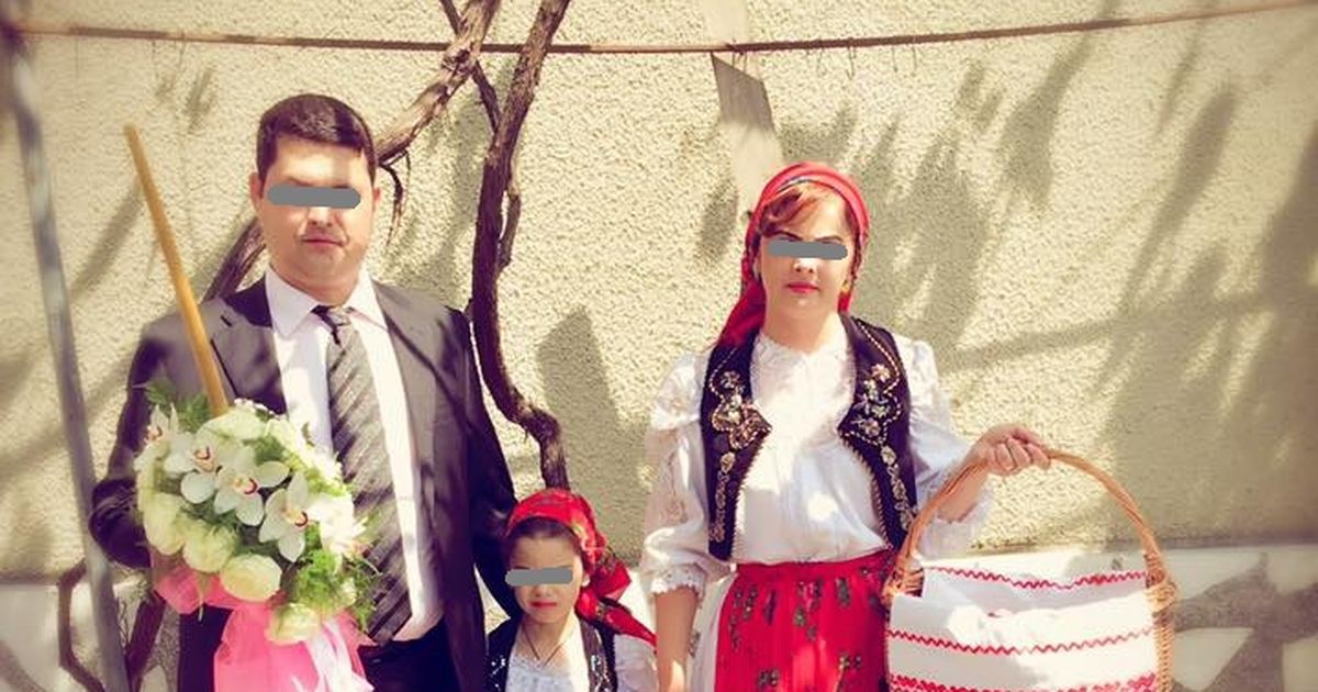 FOTO Fratele Alinei Vidican a fost nas de botez! Uite cat de frumos s ...