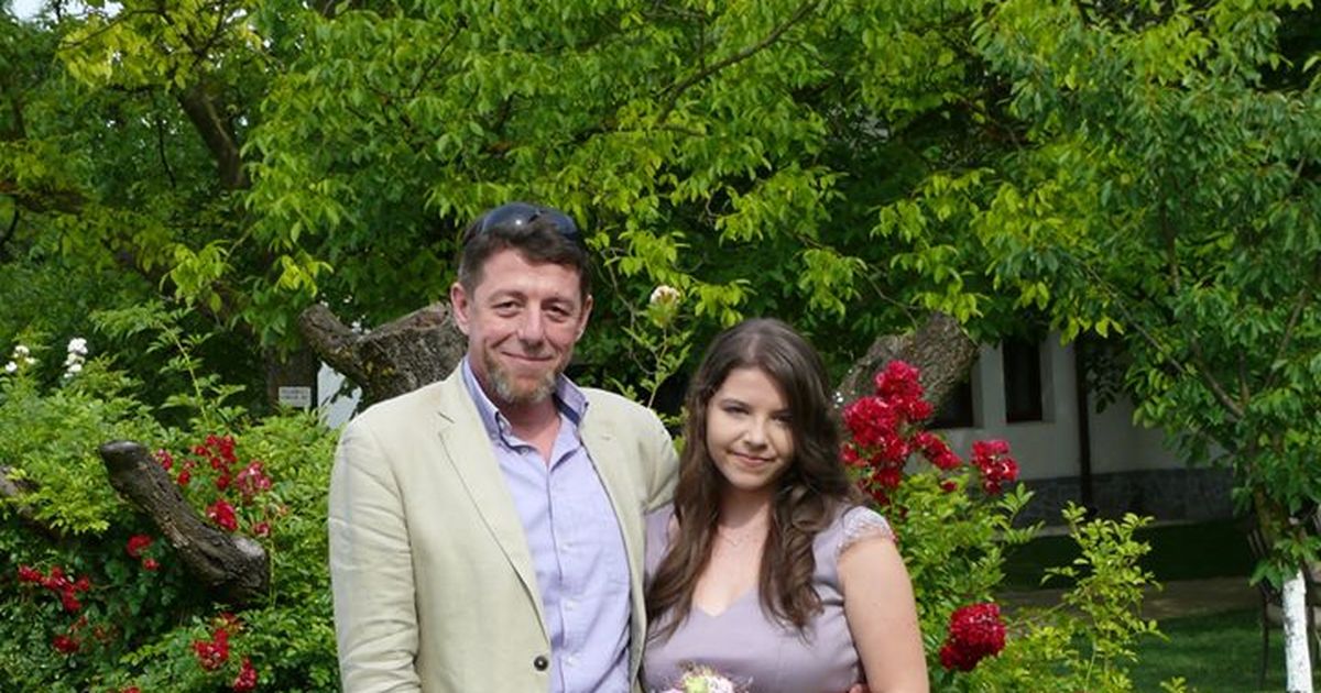 FOTO Fata Monei Nicolici a terminat liceul! La fotografiile de ...