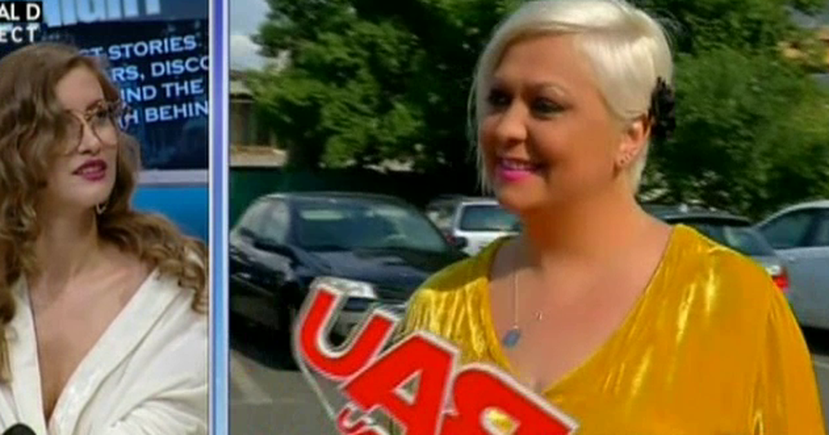 VIDEO Monica Anghel ii raspunde Iuliei dupa ce a primit trofeul BAU ...