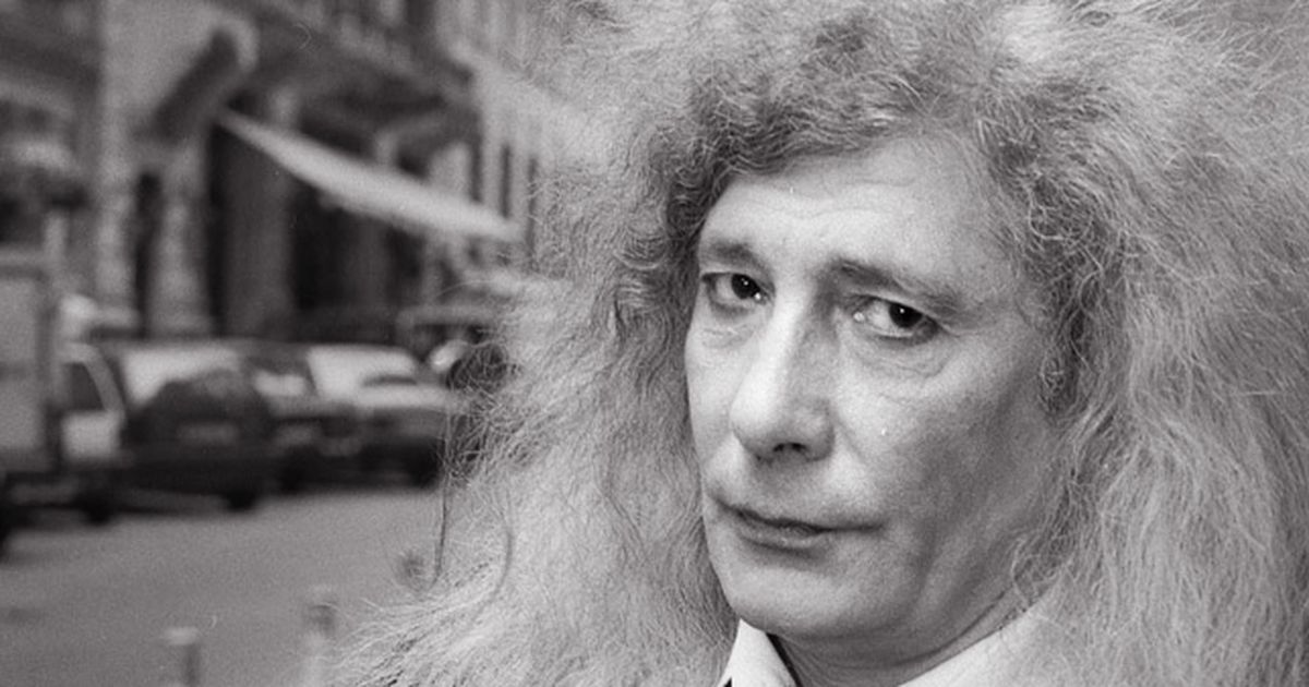 EXCLUSIV | Mormantul lui Florian Pittis, transformat de vaduva ...