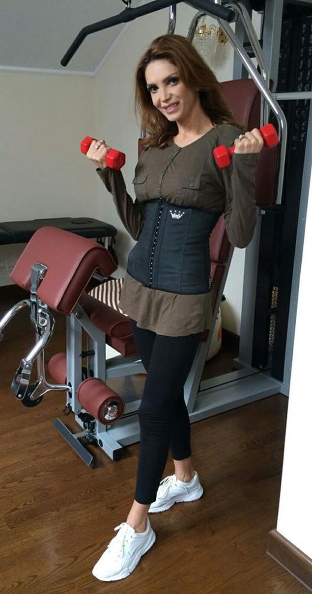 FOTO! Ce face Cristina Spatar dupa divort! Vedeta vrea sa fie "piesa ...
