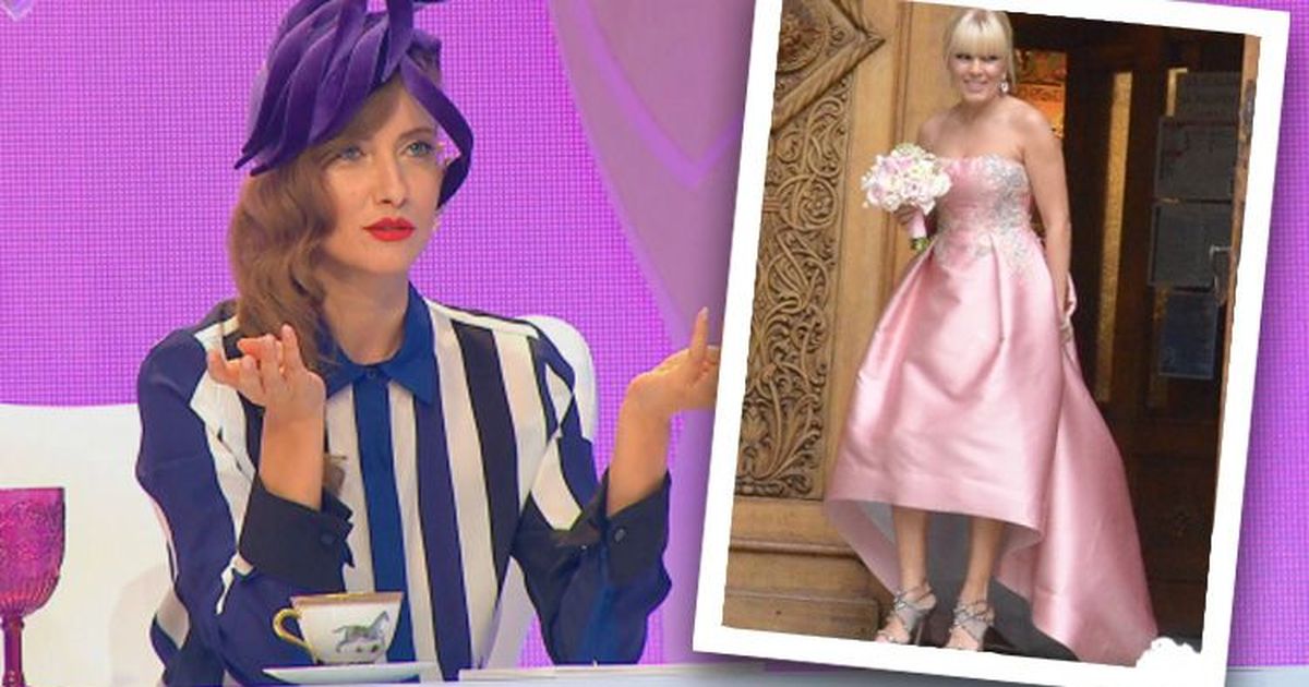FOTO & VIDEO EXCLUSIV! “Elena Udrea a aratat fabulos in rochia roz! Si ...