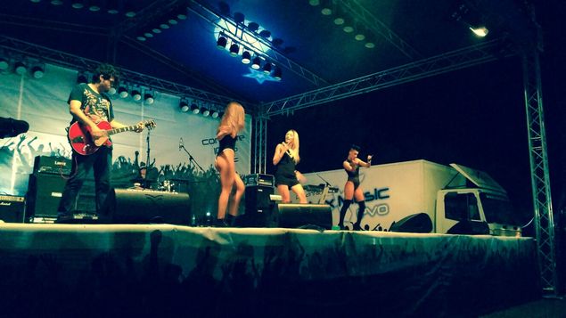 Foto | Lovitura dura pentru Andreea Balan! Dansatoarele ei au tradat-o ...