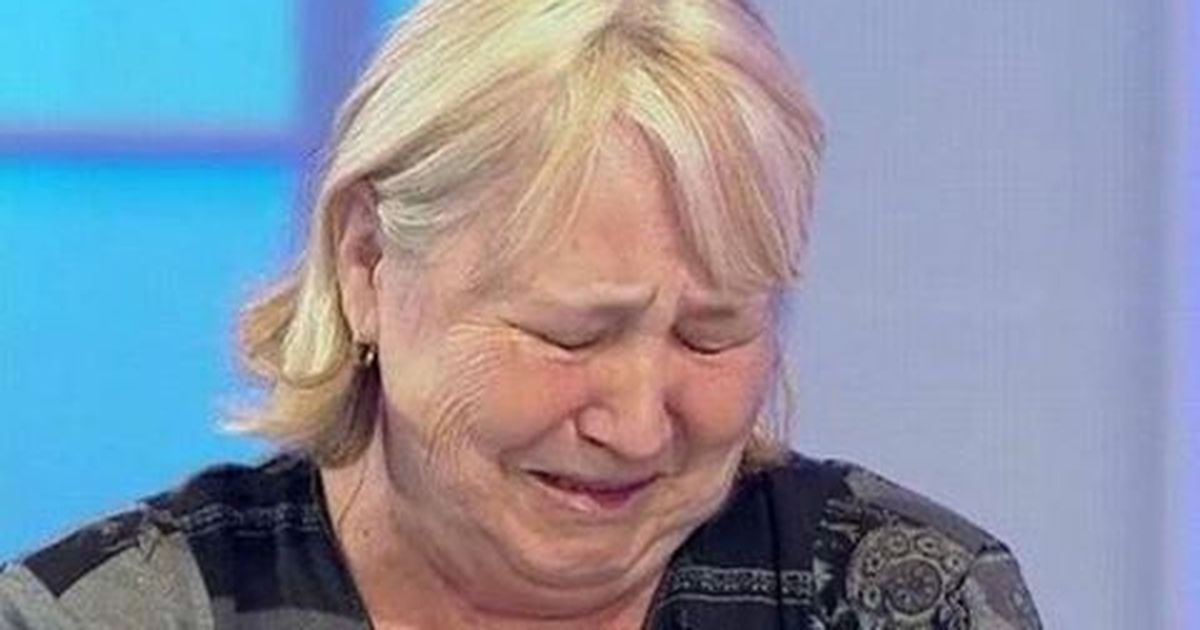 Cum s-au purtat parintii lui Ionut Anghel, dupa inmormantare, cu bunica ...