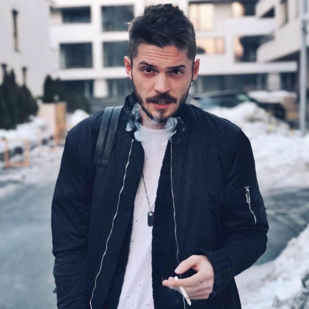 Alex Mataev a renuntat la plete dupa 10 ani! Artistul a filmat momentul ...