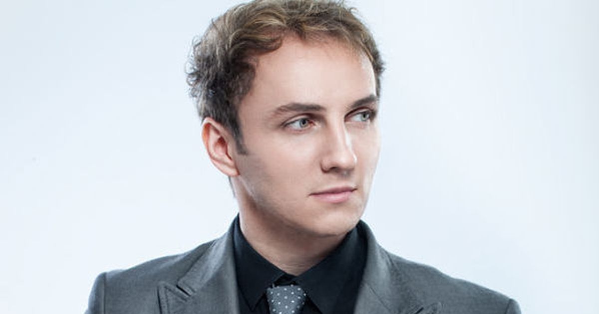 Jocul "Balena Albastra" este popular si printre vedete! Mihai ...