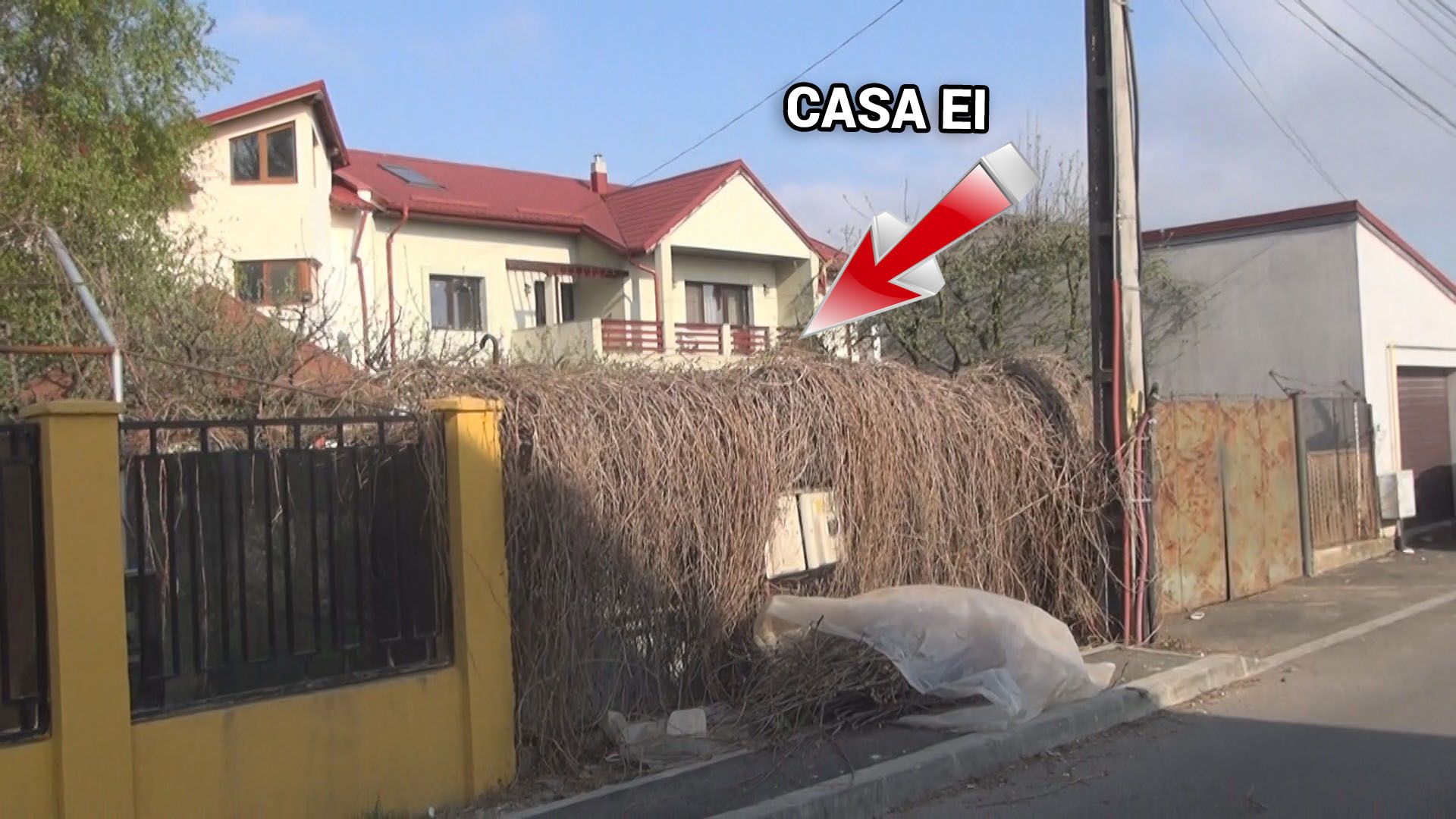 Cum arata casa lui Florin Zamfirescu si cum se prezinta casa Catalinei ...