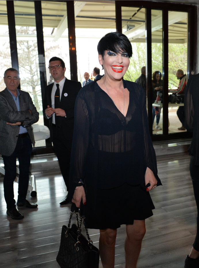 Patrizia Paglieri si-a vandut restaurantul! - WOWBiz