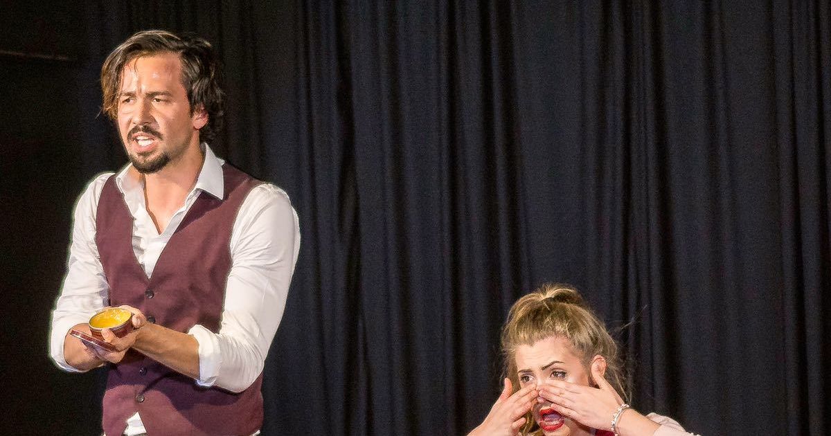 Alexandru Constantin, ce-ti mai plac amantele! - WOWBiz